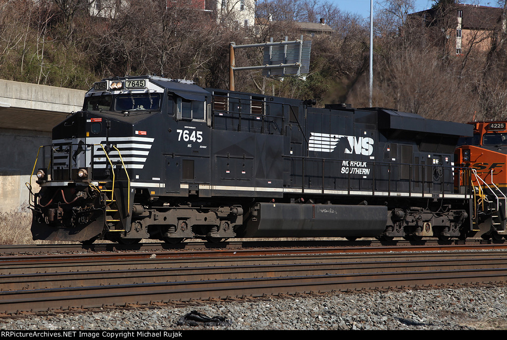 NS 7645